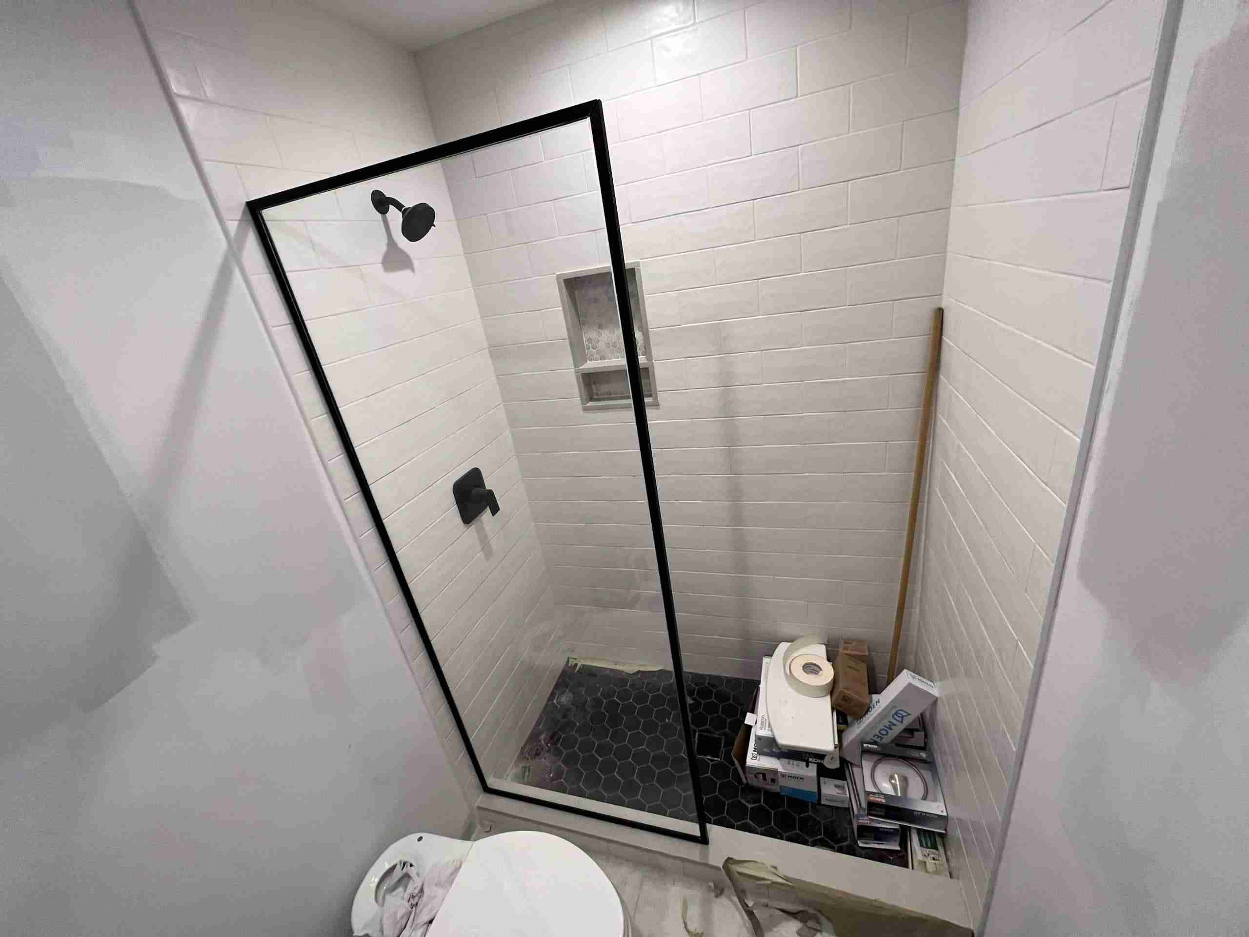 Shower Glass Spray Panel New Jersey - Accurate Glass & Mirror